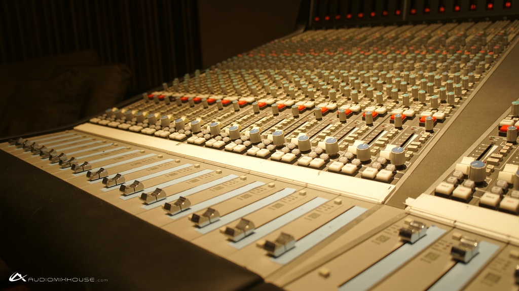 MySQL Ascending index vs Descending index